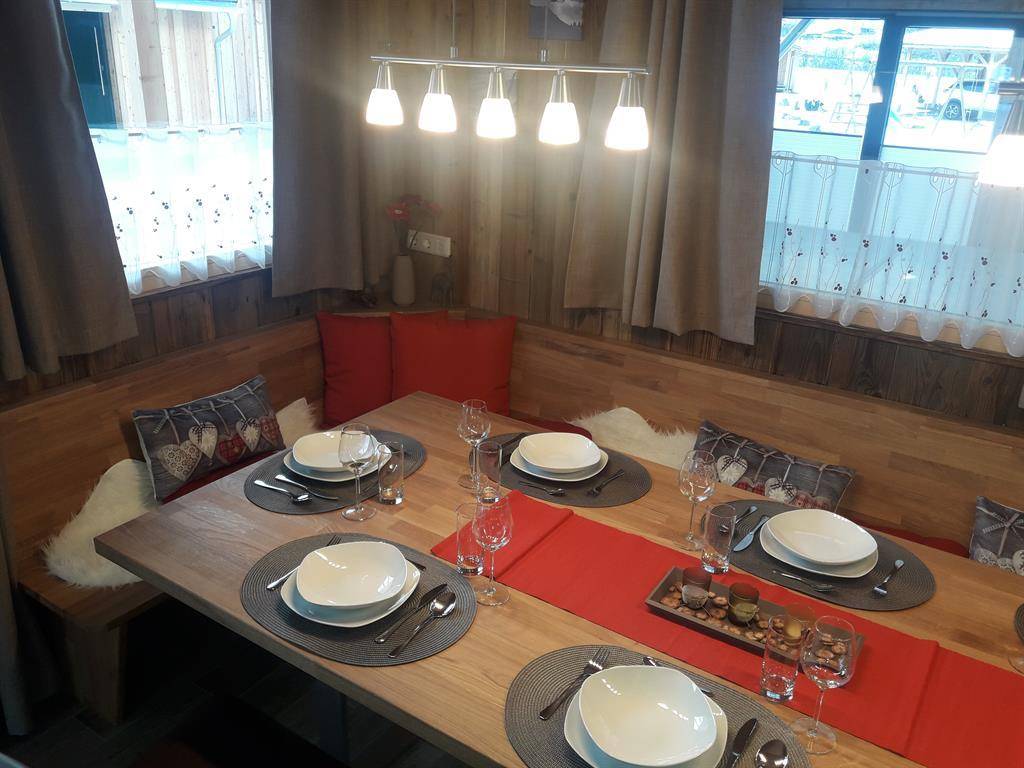 175 M² Ferienhaus ∙ 4 Schlafzimmer ∙ 10 Gäste - Murau