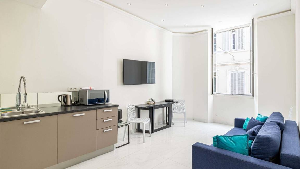 52 M² Apartment ∙ 2 Bedrooms ∙ 6 Guests - Cannes