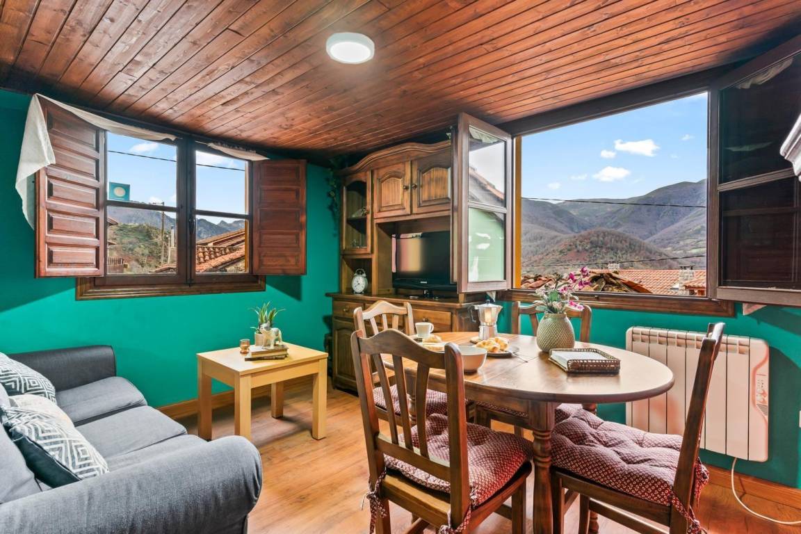 66 M² Apartamento ∙ 2 Habitaciones ∙ 4 Huéspedes - Teverga