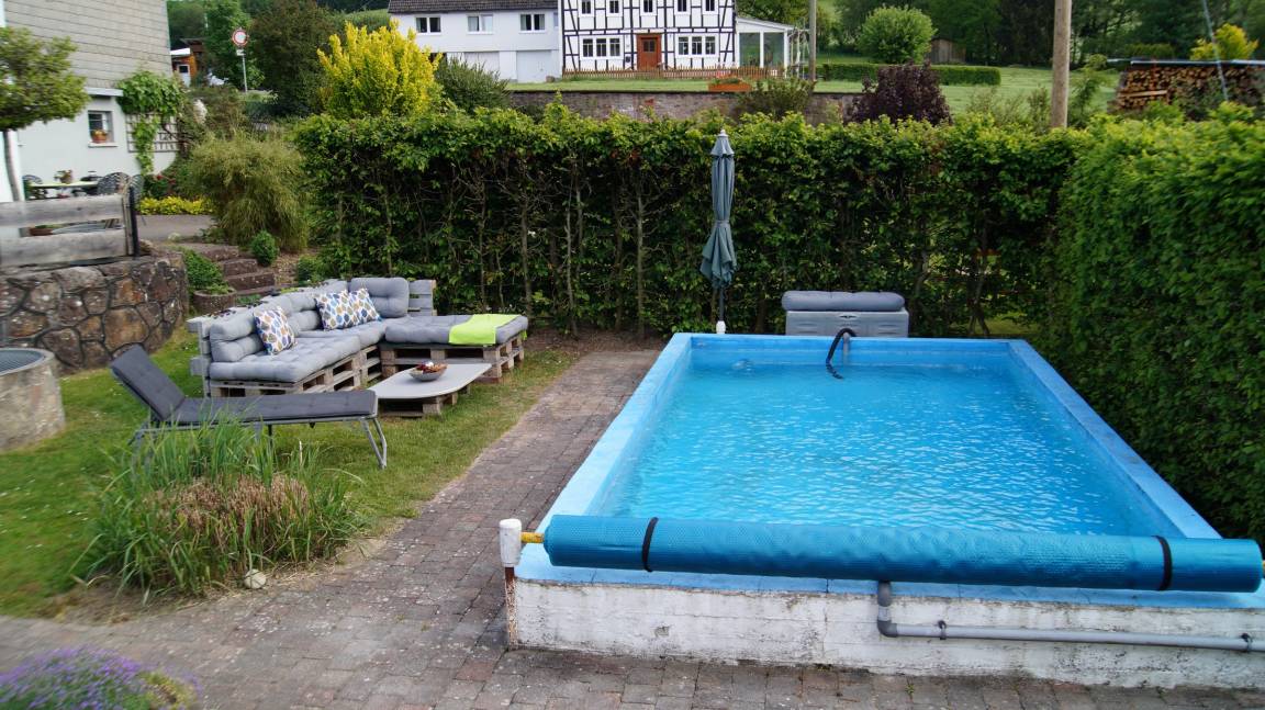 77 M² Ferienwohnung ∙ 2 Schlafzimmer ∙ 5 Gäste - Kirchhundem