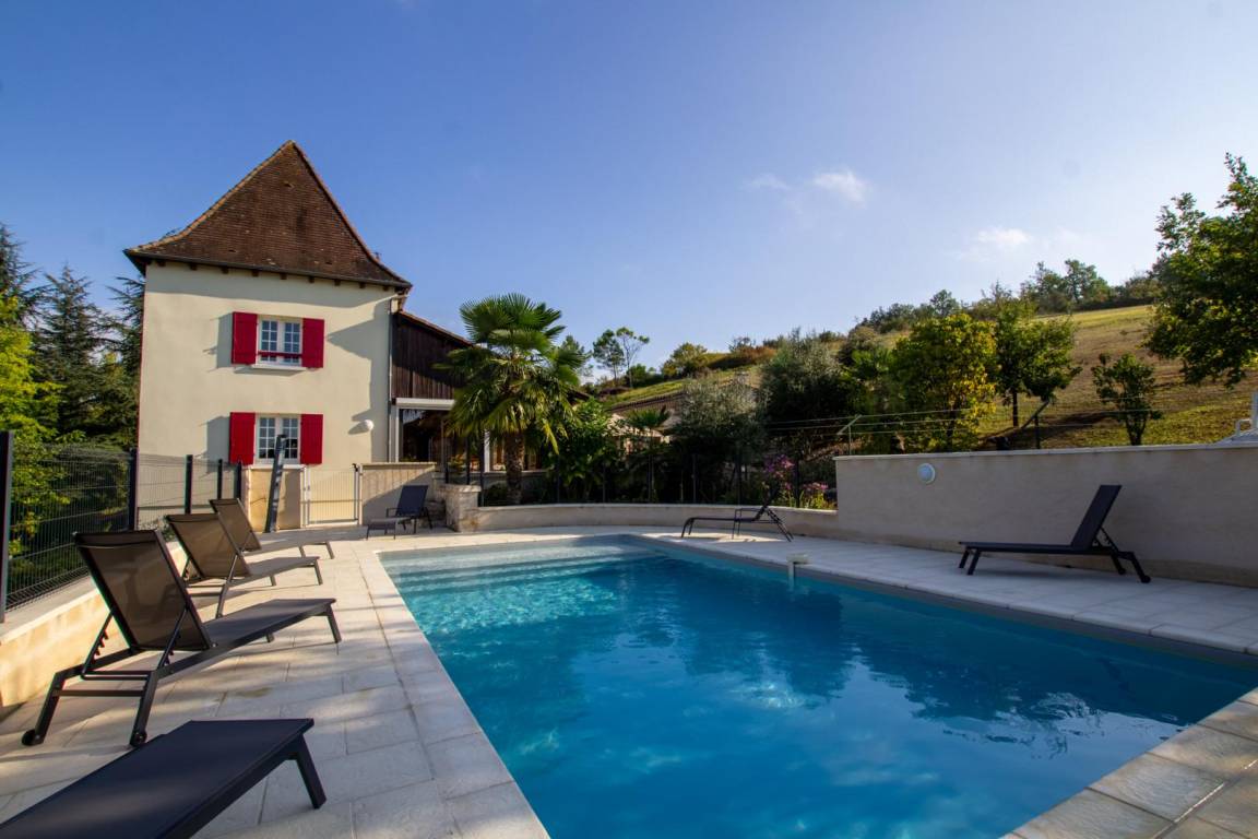 200 M² Gîte ∙ 4 Chambres ∙ 8 Personnes - Périgord