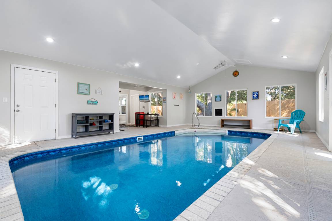 245 M² House ∙ 3 Bedrooms ∙ 9 Guests - Pensacola Beach, FL