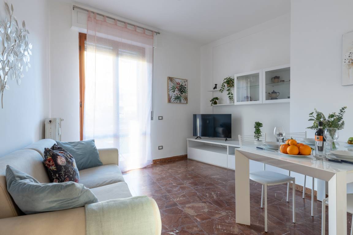 80 M² Apartment ∙ 2 Bedrooms ∙ 4 Guests - Pisa