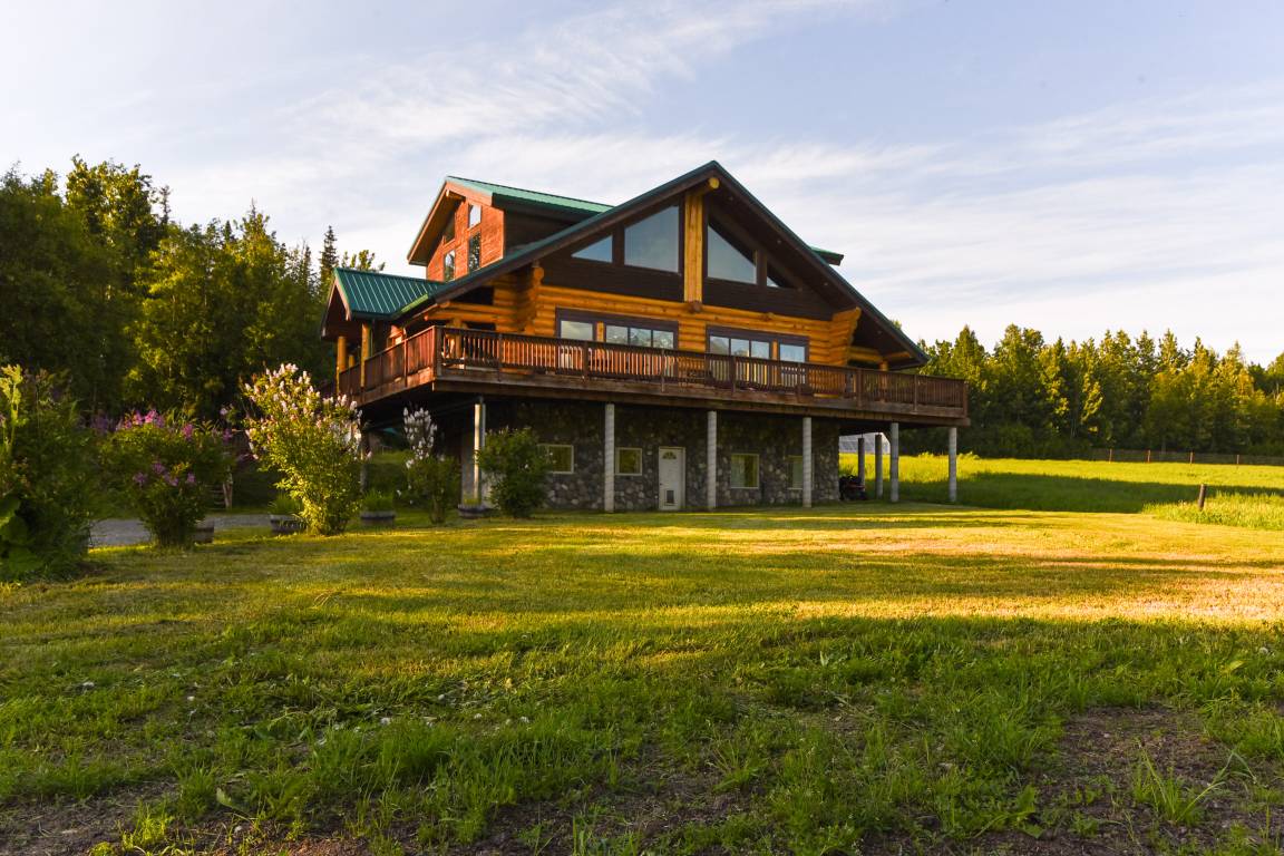 325 M² House ∙ 5 Bedrooms ∙ 15 Guests - Palmer, AK