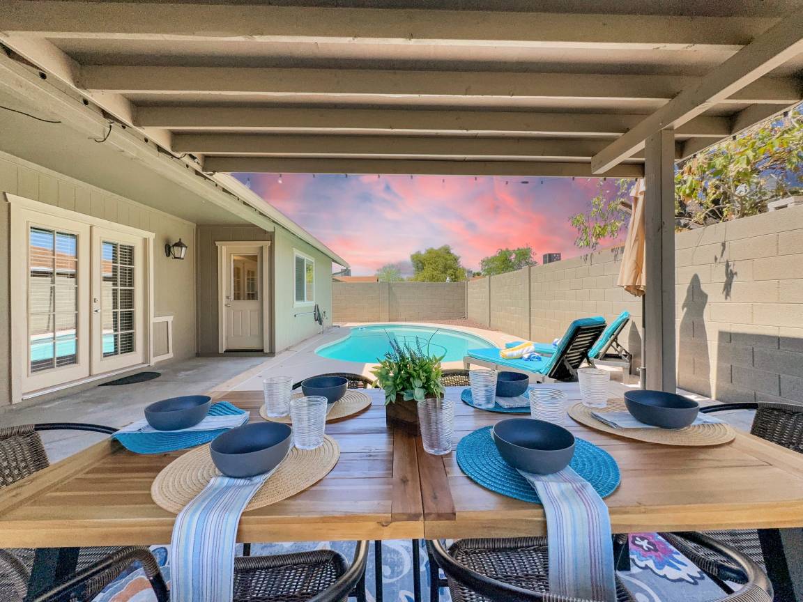 161 M² House ∙ 3 Bedrooms ∙ 8 Guests - Phoenix, AZ