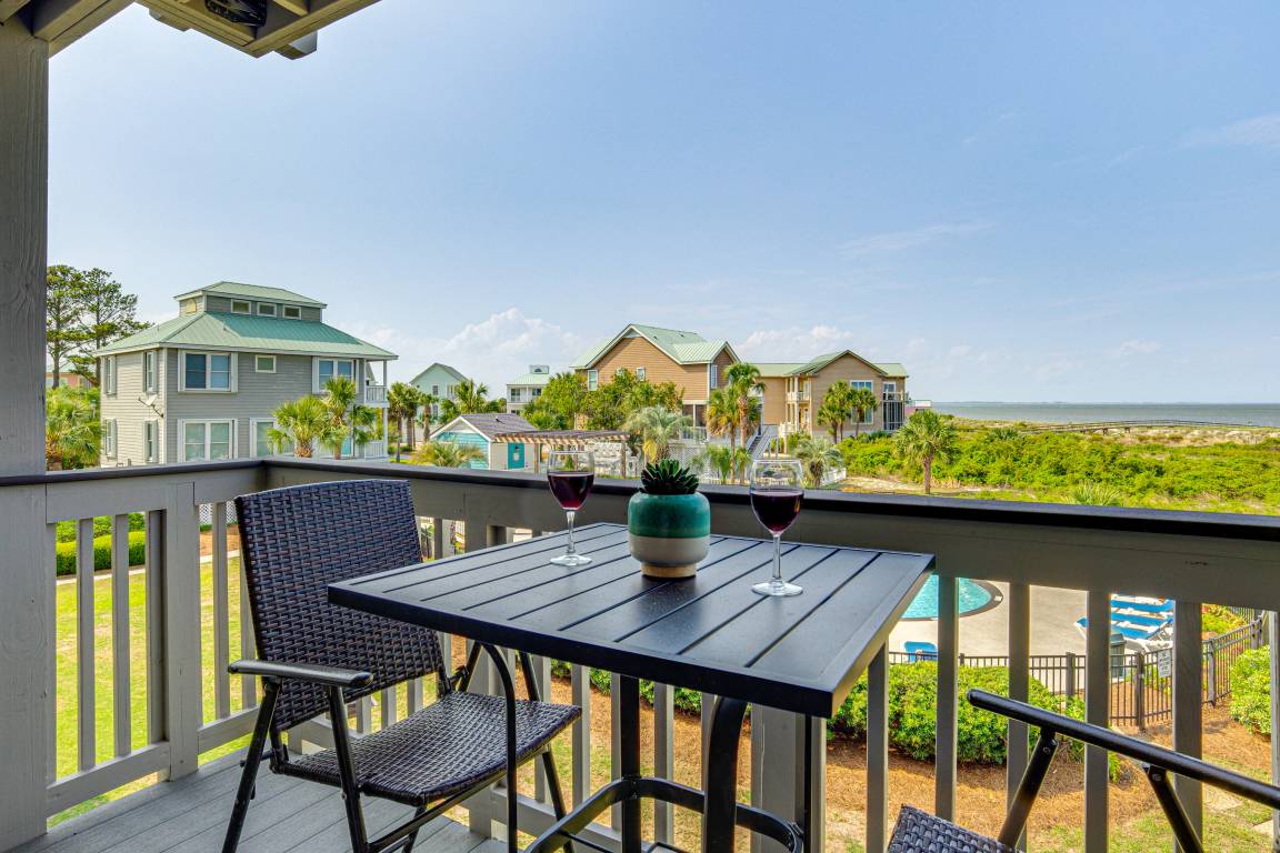 102 M² Apartment ∙ 2 Bedrooms ∙ 4 Guests - Hunting Island State Park, St Helena Island