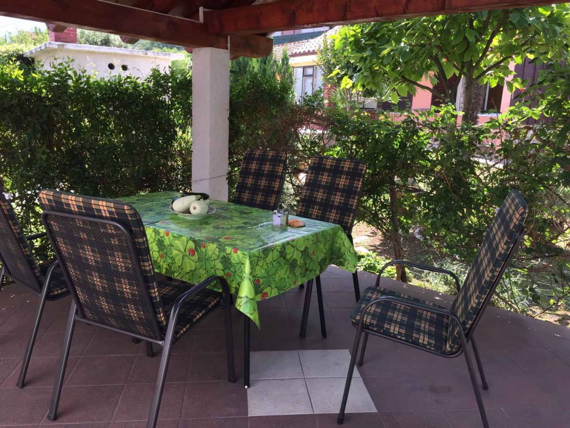 80 M² Apartment ∙ 2 Bedrooms ∙ 5 Guests - Lovran