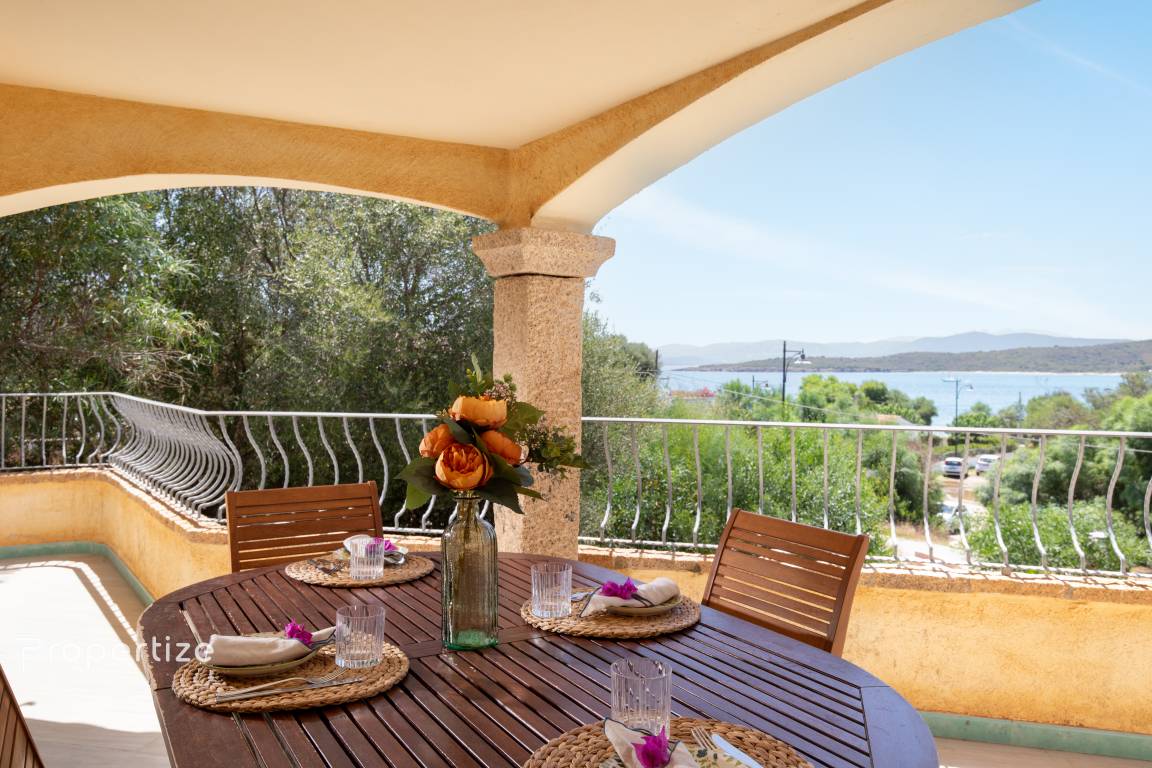 93 M² Villa ∙ 3 Slaapkamers ∙ 6 Gasten - Golfo Aranci
