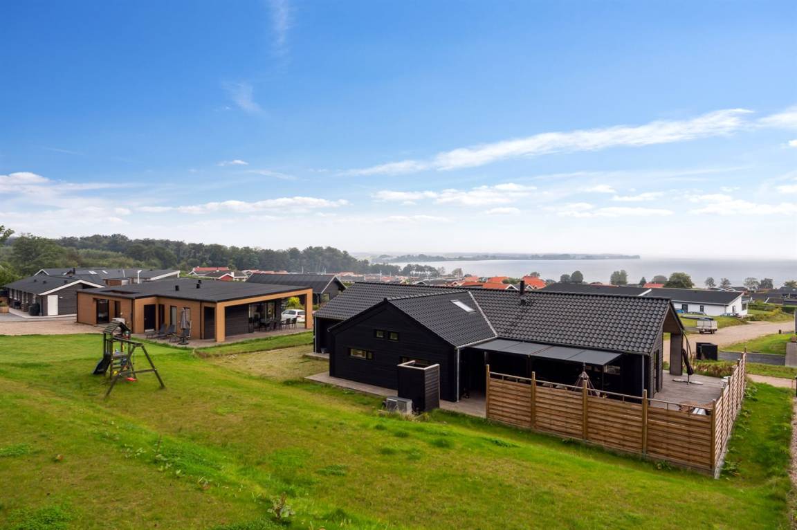 150 M² House ∙ 5 Bedrooms ∙ 11 Guests - Kolding
