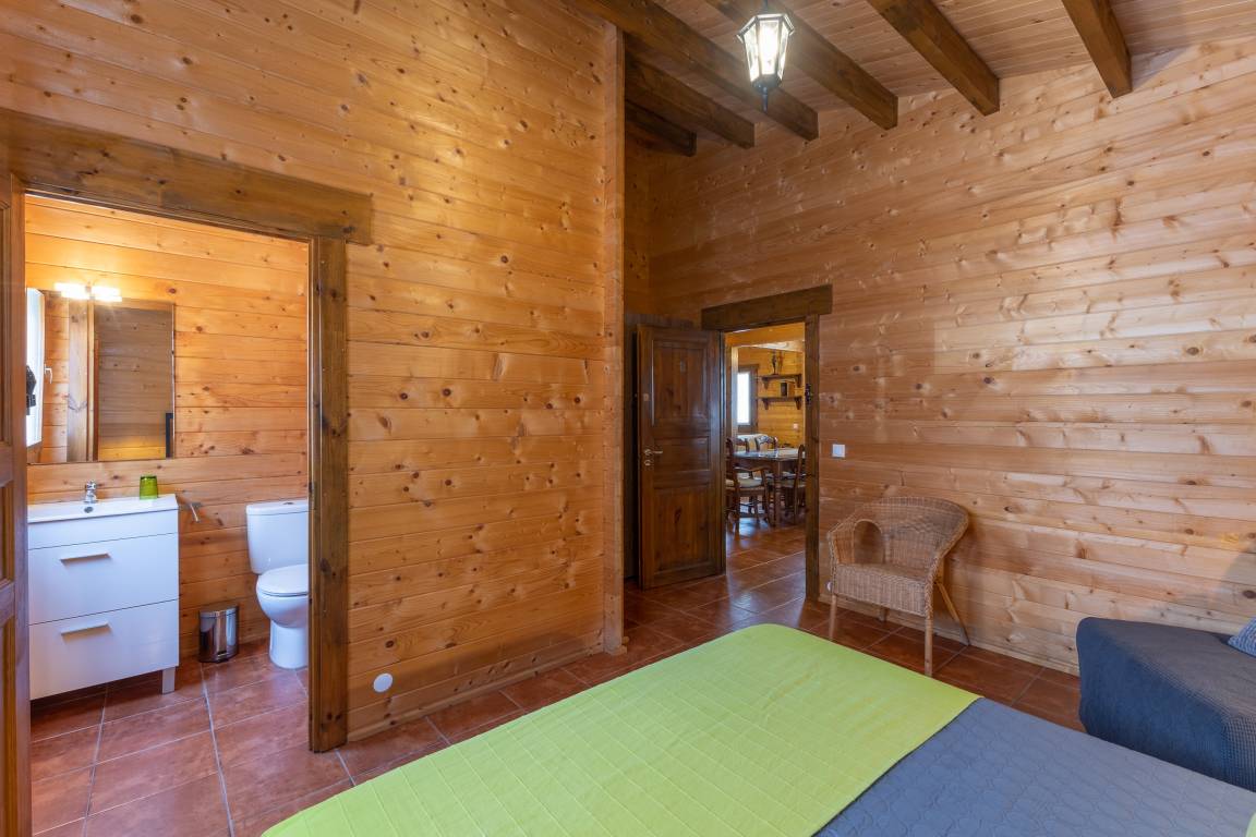 120 M² House ∙ 3 Bedrooms ∙ 9 Guests - Toledo