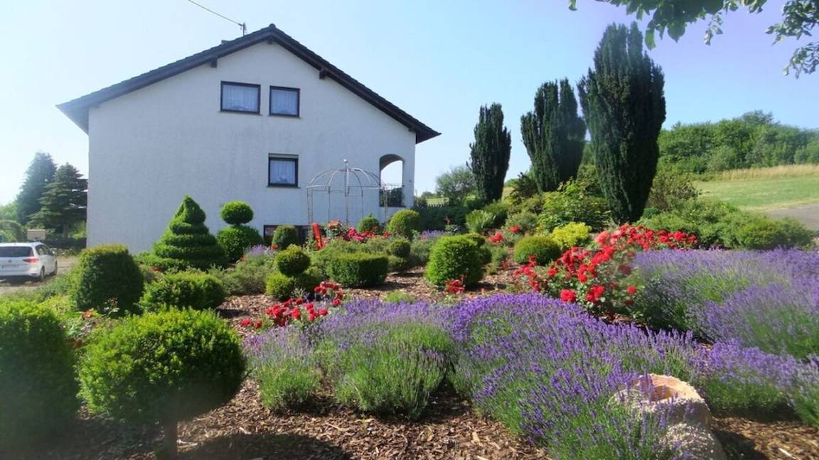 120 M² Ferienhaus ∙ 2 Schlafzimmer ∙ 6 Gäste - Kell am See