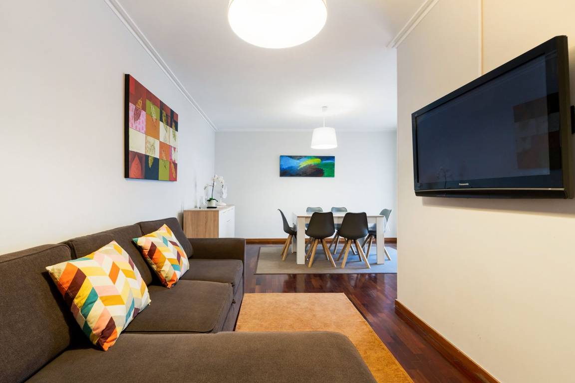 Apartment ∙ 2 Bedrooms ∙ 4 Guests - Braga