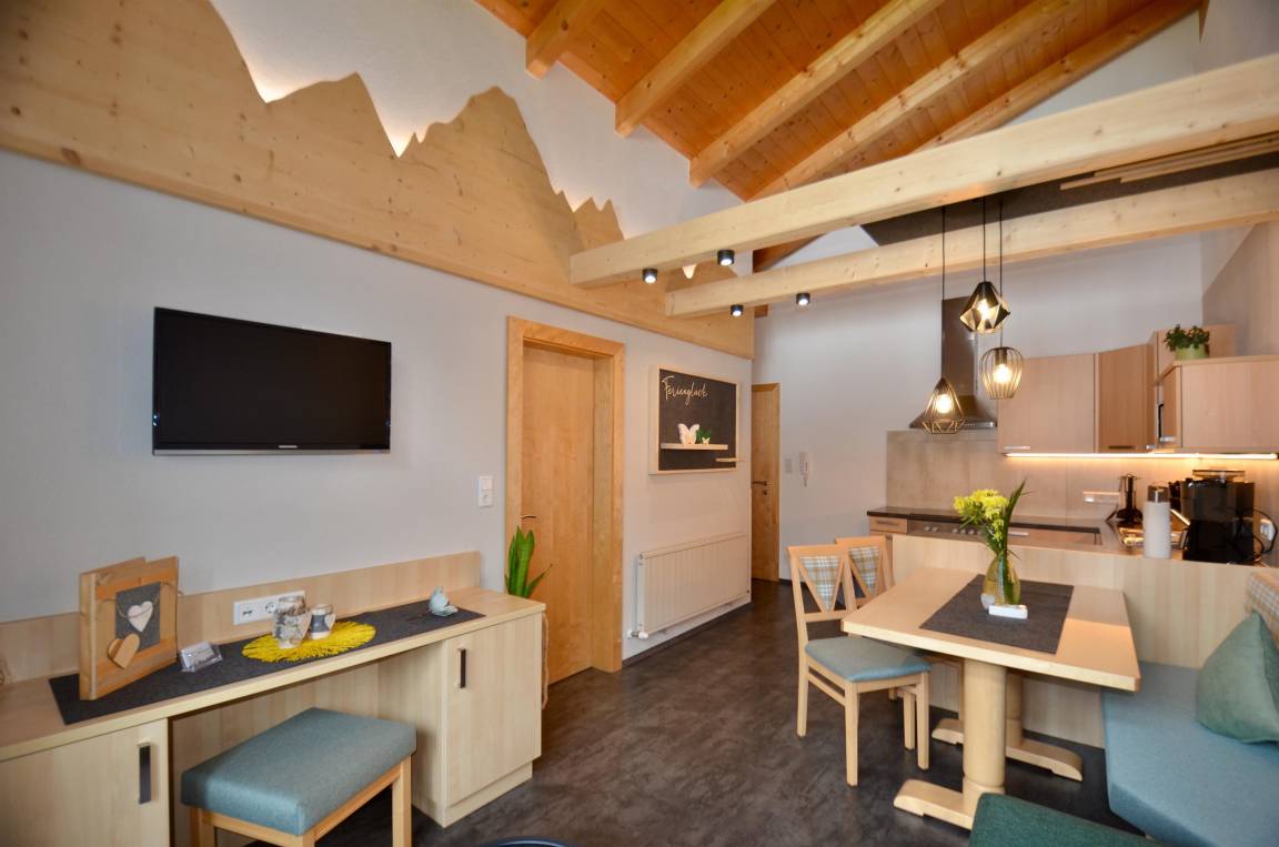 75 M² Ferienwohnung ∙ 2 Schlafzimmer ∙ 4 Gäste - Niederthai