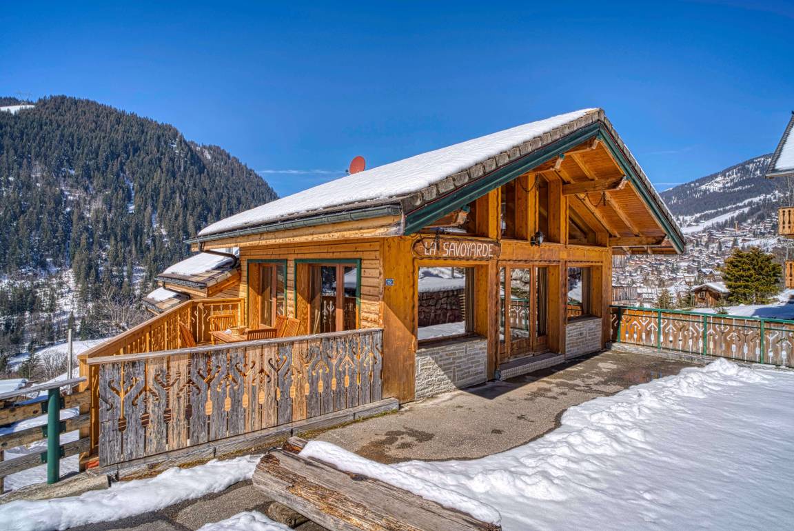 250 M² Chalet ∙ 8 Chambres ∙ 19 Personnes - Champéry