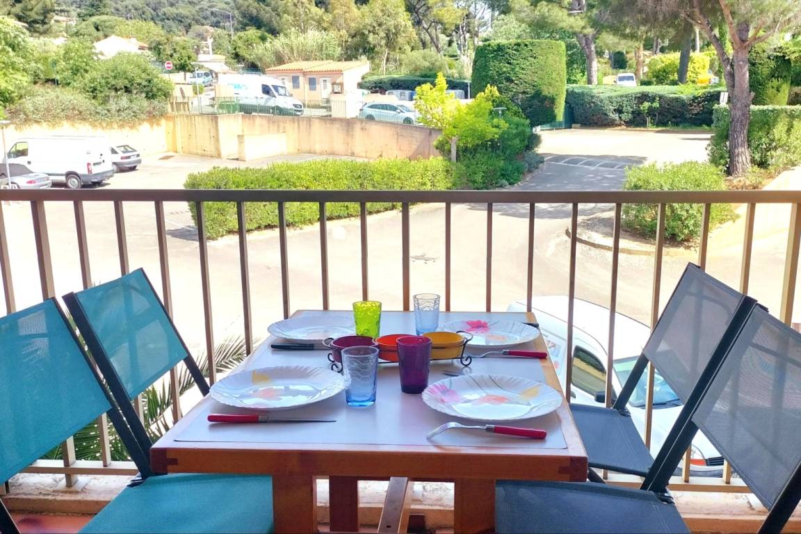30 M² Appartement ∙ 1 Chambre ∙ 4 Personnes - Bandol