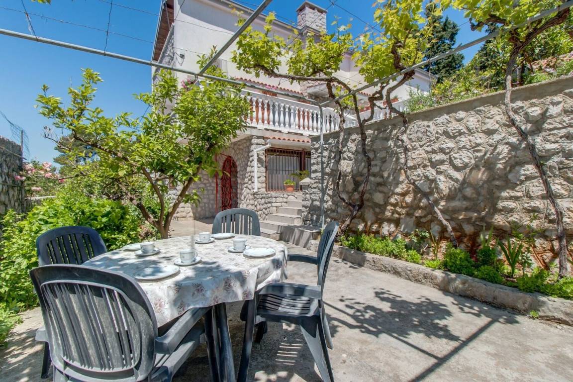 60 M² Apartamento ∙ 2 Habitaciones ∙ 5 Huéspedes - Mali Lošinj