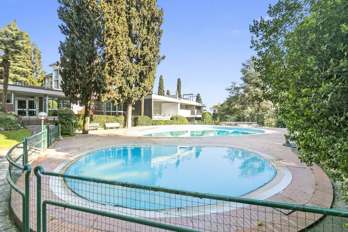 30 M² Studio Flat ∙ 4 Guests - Gardone Riviera