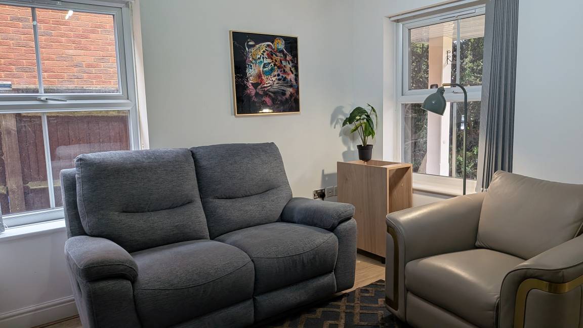 40 M² House ∙ 2 Bedrooms ∙ 5 Guests - Staines-upon-Thames