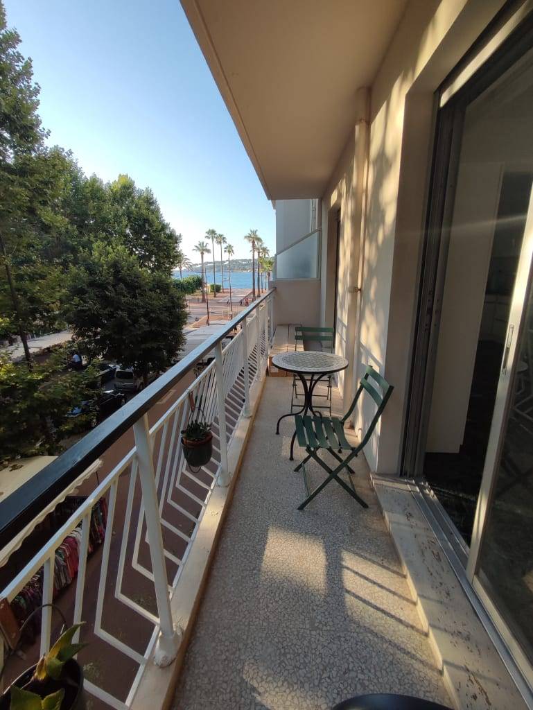 67 M² Appartement En Copropriété ∙ 2 Chambres ∙ 6 Personnes - Antibes