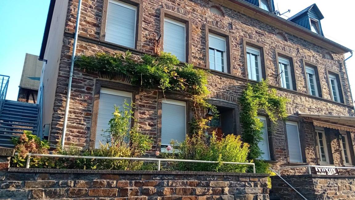 100 M² Ferienwohnung ∙ 3 Schlafzimmer ∙ 3 Gäste - Ellenz-Poltersdorf