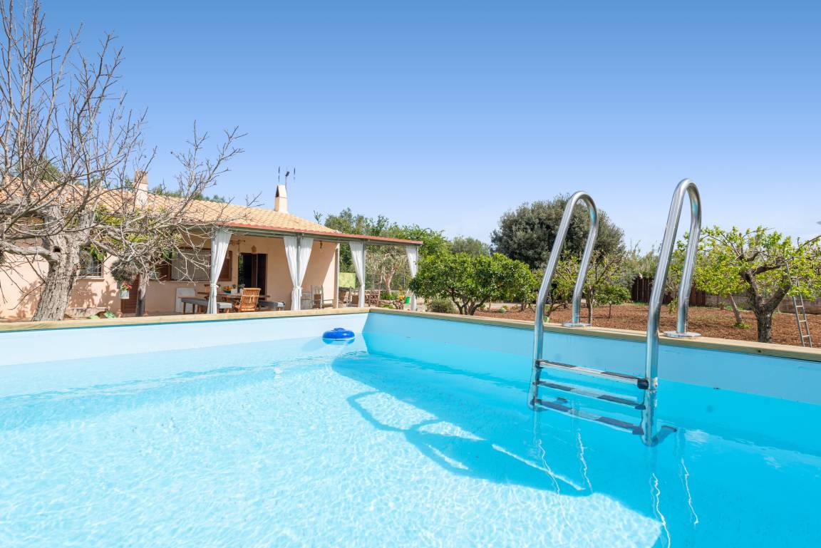 90 M² Chalet ∙ 2 Bedrooms ∙ 4 Guests - Mallorca