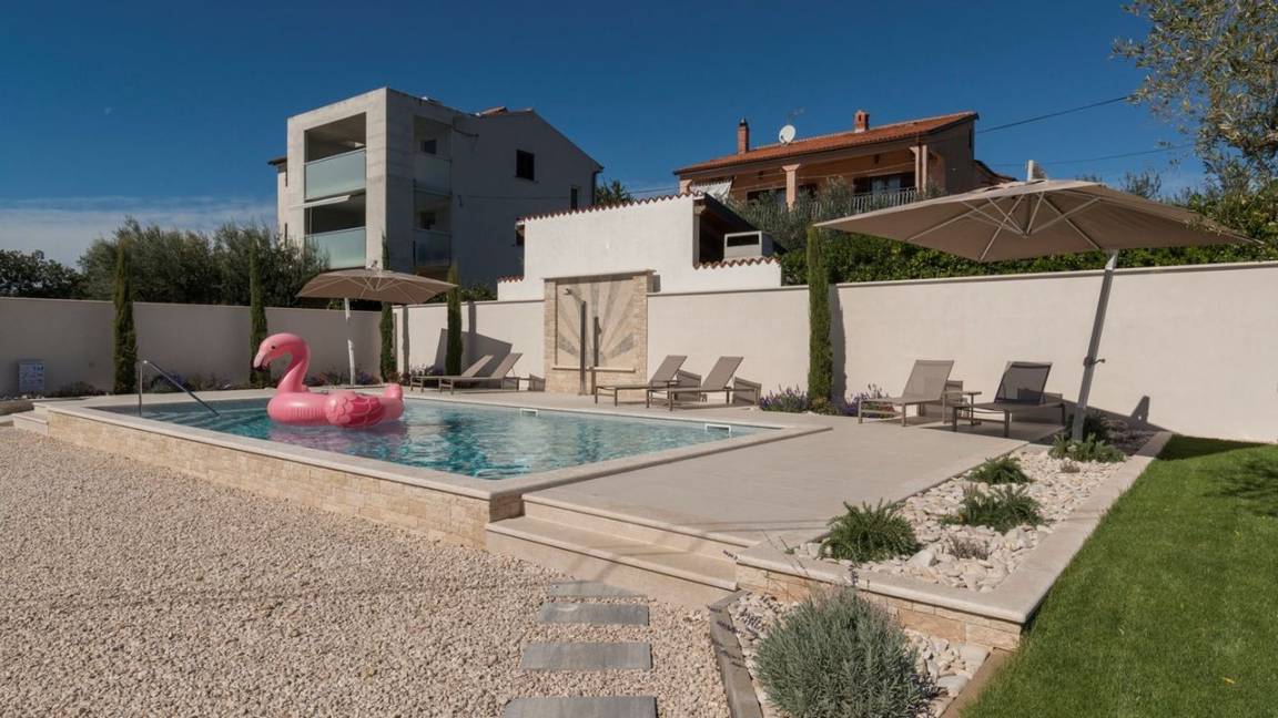 170 M² Apartamento ∙ 5 Habitaciones ∙ 11 Huéspedes - Koper