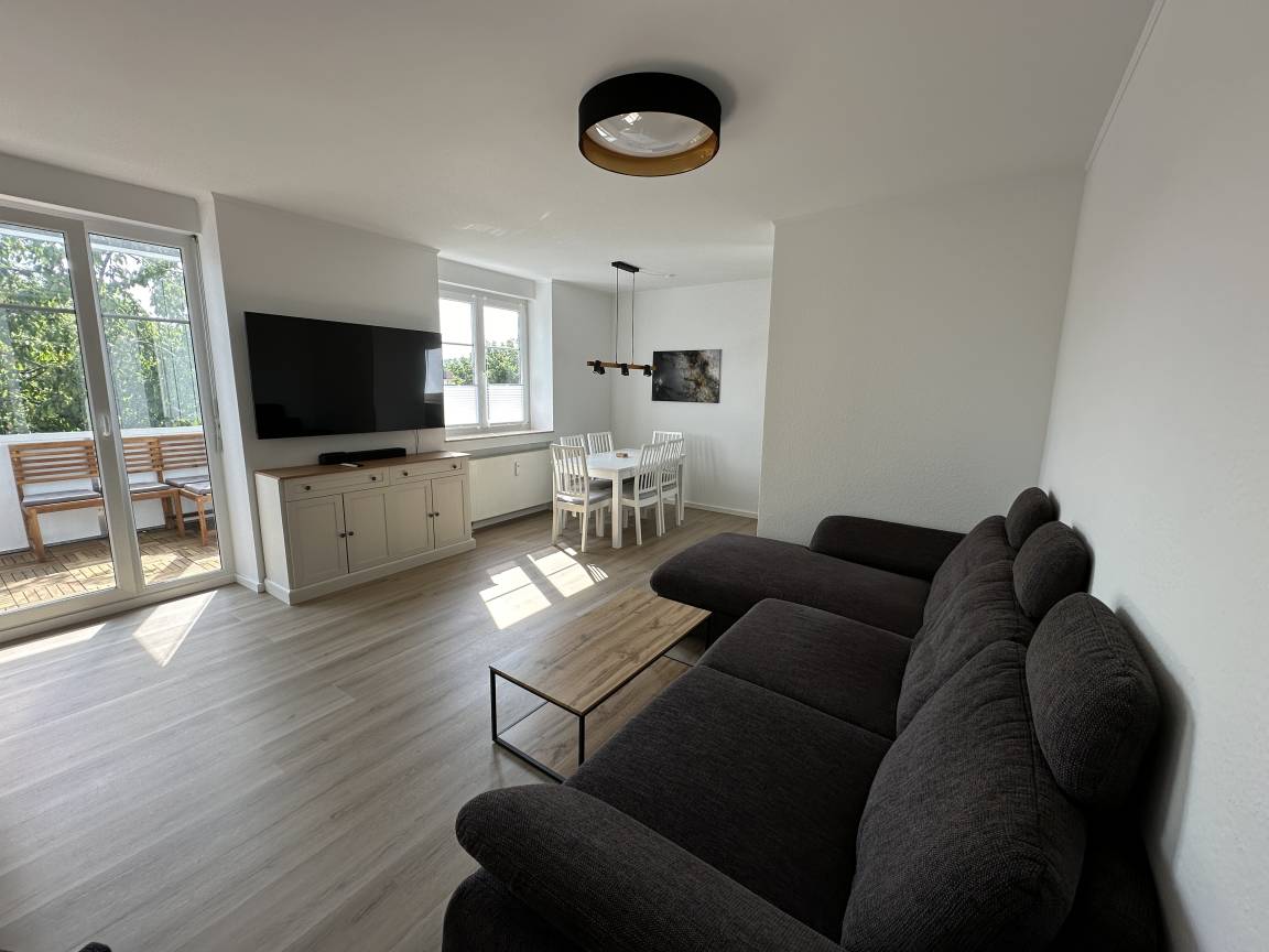 76 M² Ferienwohnung ∙ 2 Schlafzimmer ∙ 6 Gäste - Landsberg am Lech