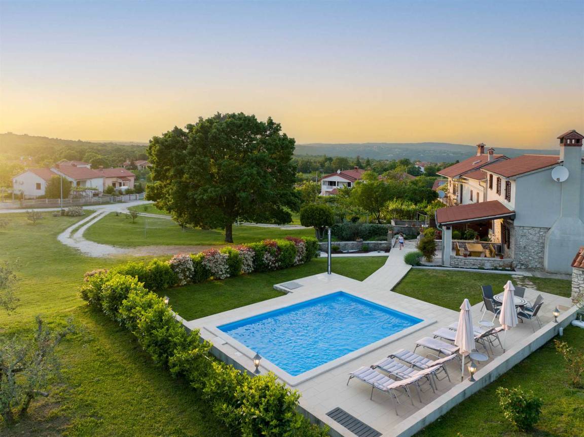 106 M² Maison De Vacances ∙ 4 Chambres ∙ 8 Personnes - Rabac