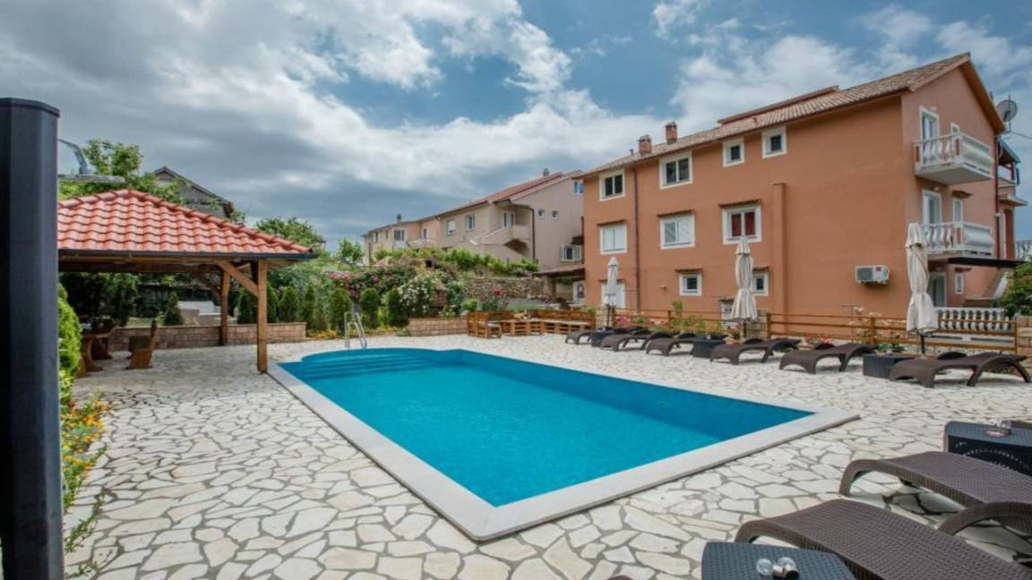 60 M² Appartement ∙ 1 Chambre ∙ 4 Personnes - Rab