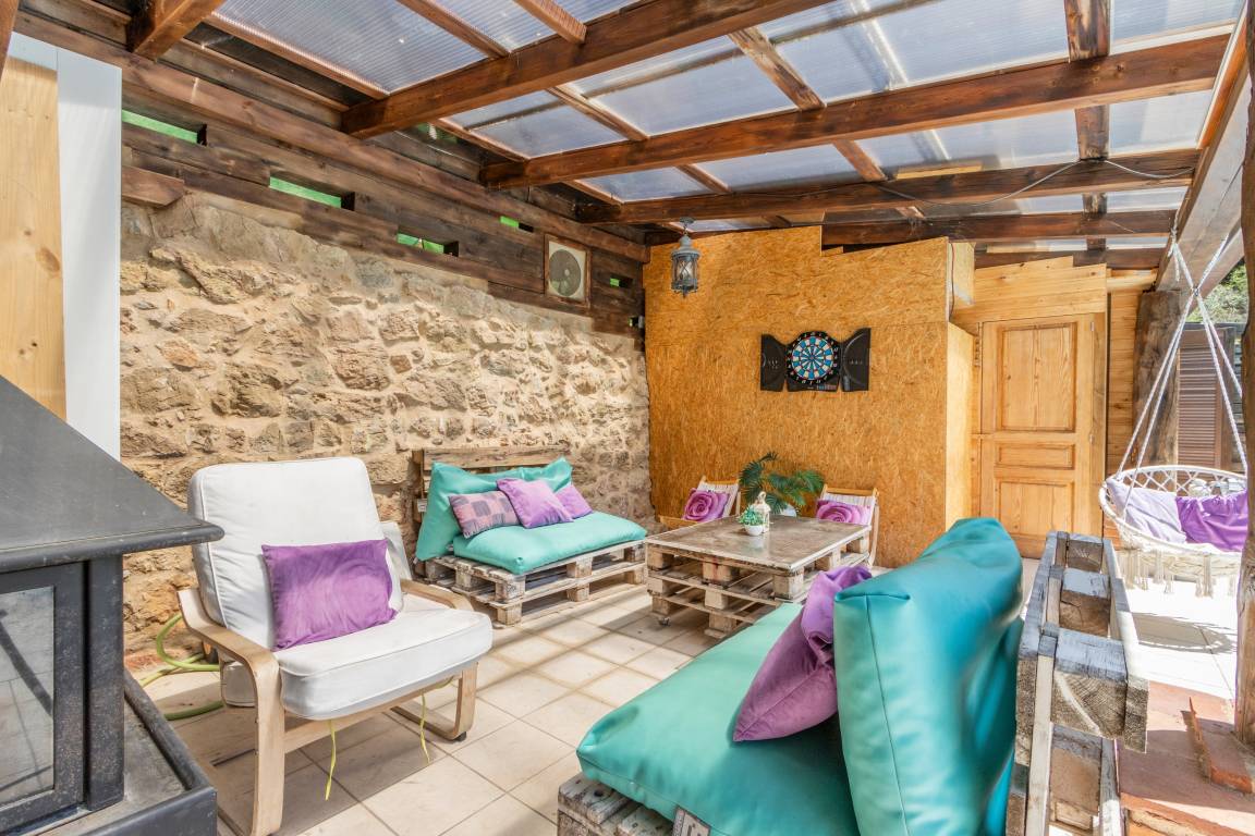 85 M² Casa De Campo ∙ 1 Habitación ∙ 6 Huéspedes - Oliana