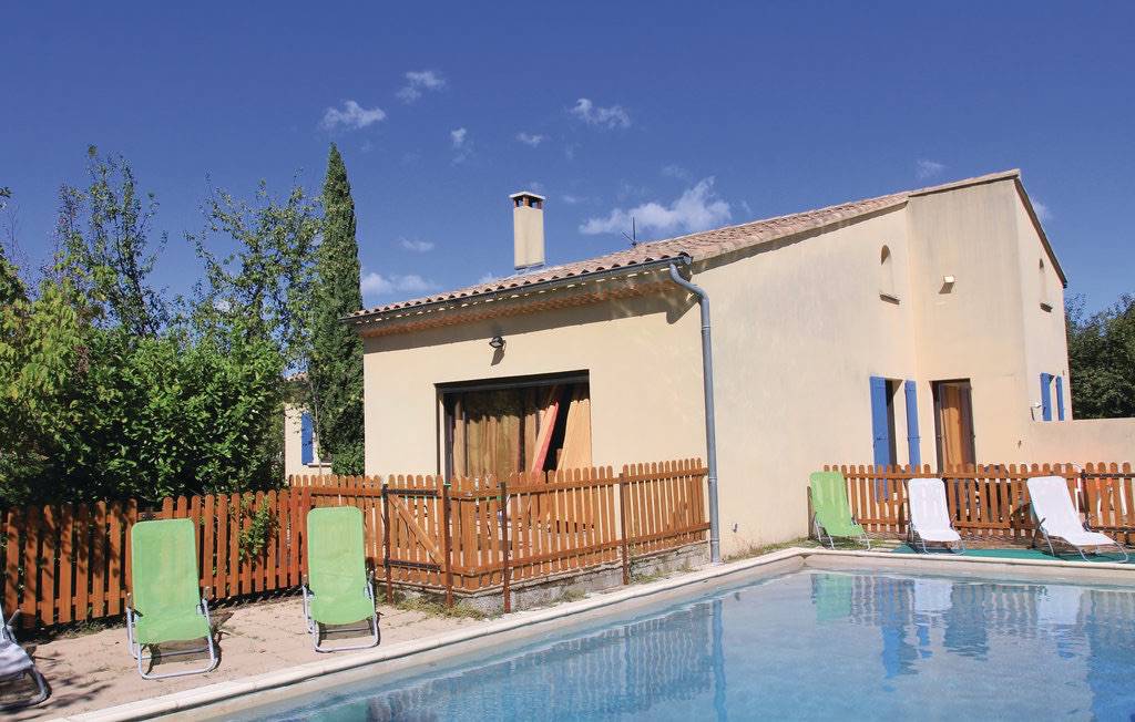 180 M² Gîte ∙ 4 Chambres ∙ 17 Personnes - Provence-Alpes-Côte d'Azur (PACA)