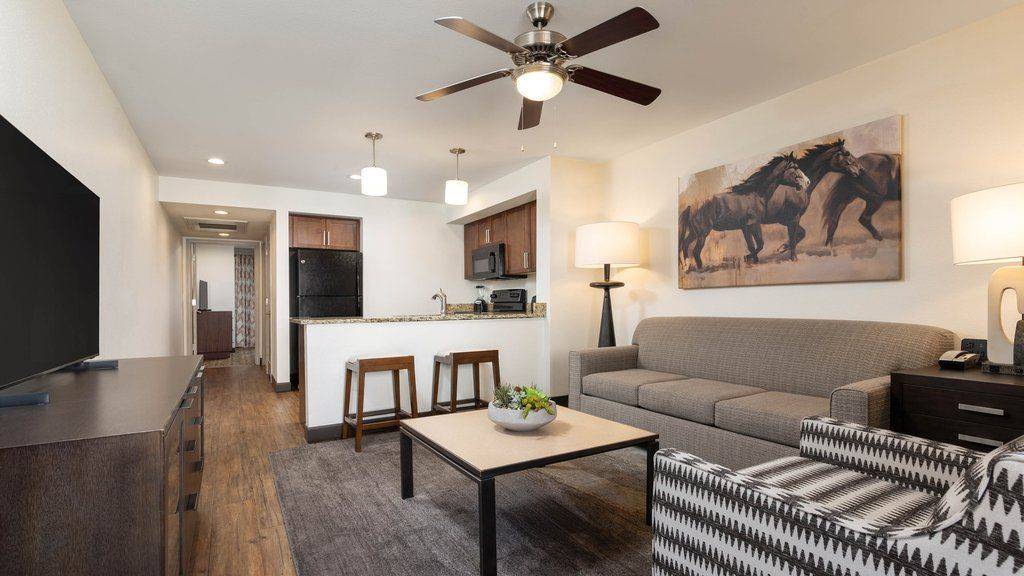 Hotel ∙ 1 Bedroom ∙ 4 Guests - Scottsdale, AZ