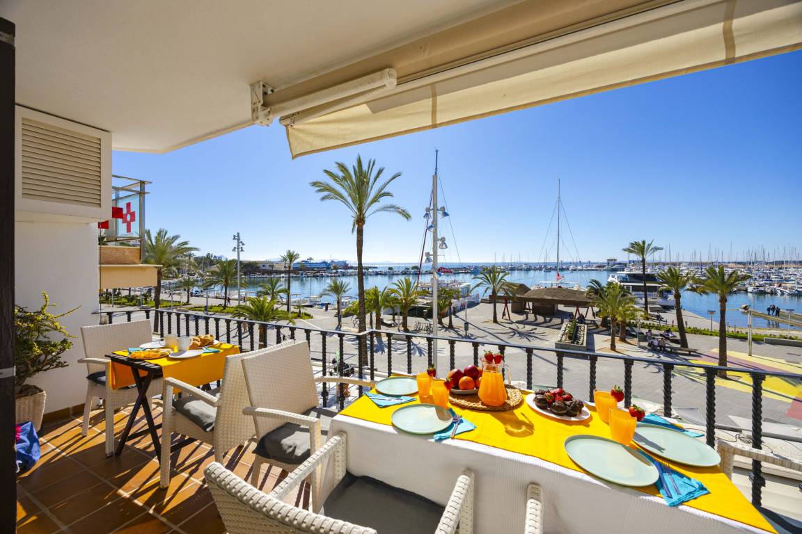 150 M² Apartment ∙ 3 Bedrooms ∙ 6 Guests - Alcúdia