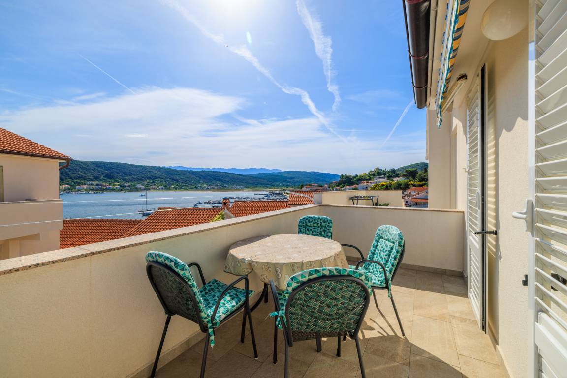 55 M² Ferienwohnung ∙ 2 Schlafzimmer ∙ 4 Gäste - Lopar