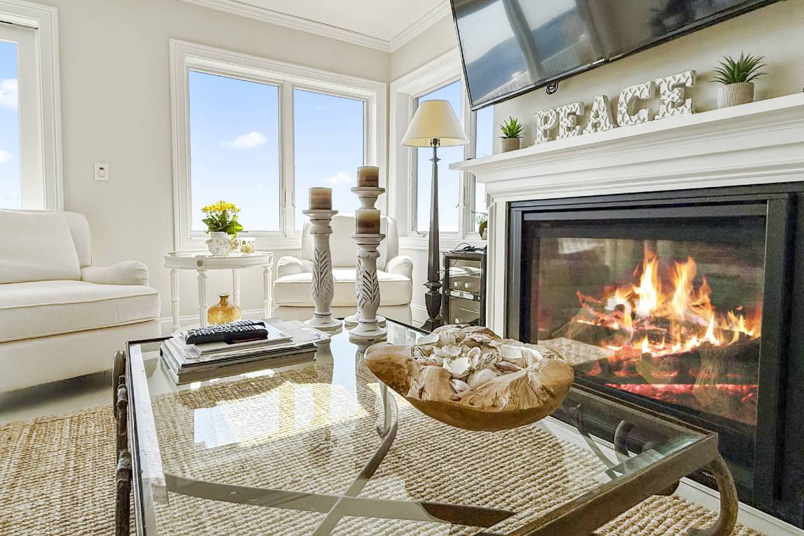 160 M² Condo ∙ 3 Bedrooms ∙ 6 Guests - Milford, CT