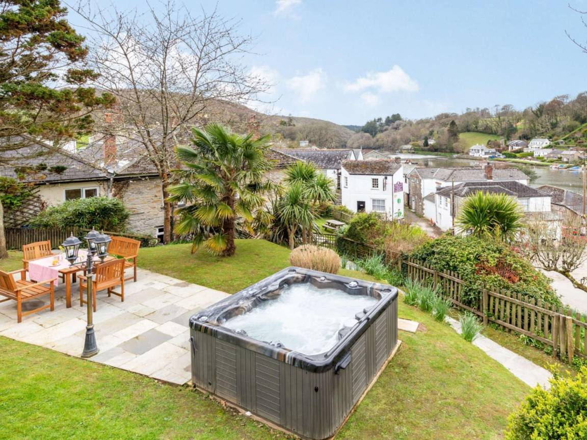 Cottage ∙ 4 Bedrooms ∙ 8 Guests - Bodmin