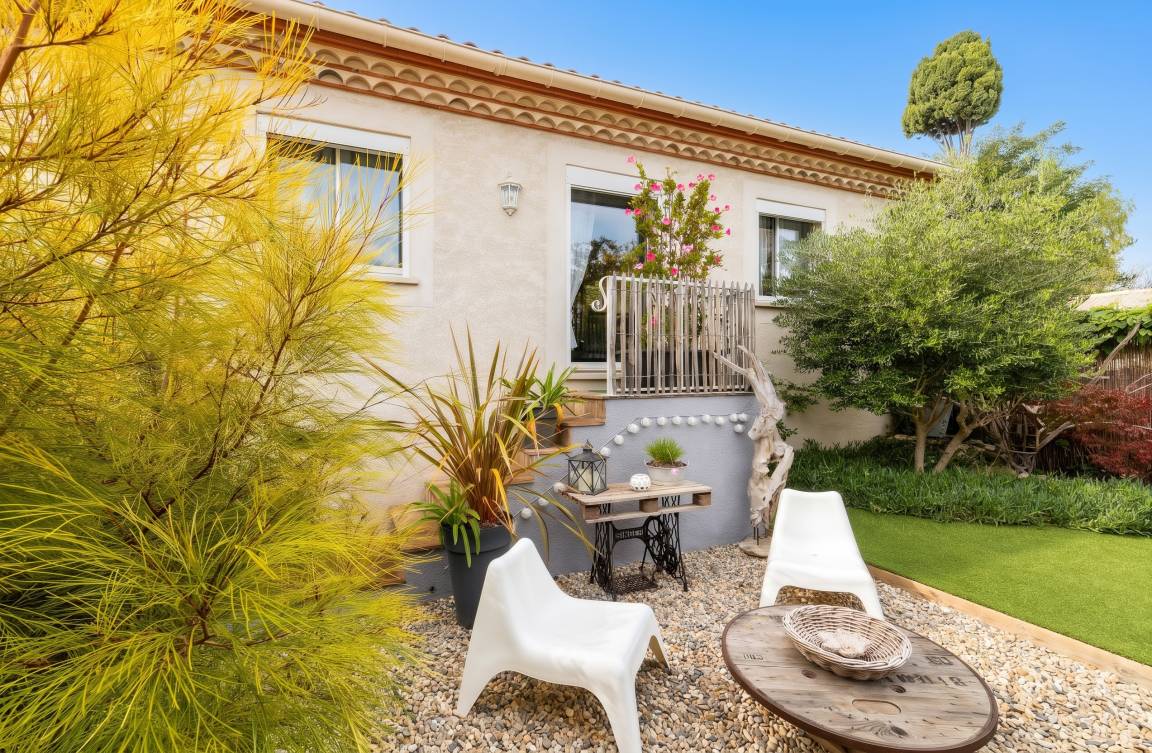 55 M² Ferienhaus ∙ 1 Schlafzimmer ∙ 2 Gäste - Mèze