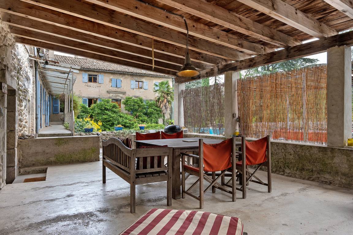 90 M² Landhaus ∙ 3 Schlafzimmer ∙ 10 Gäste - Aubenas