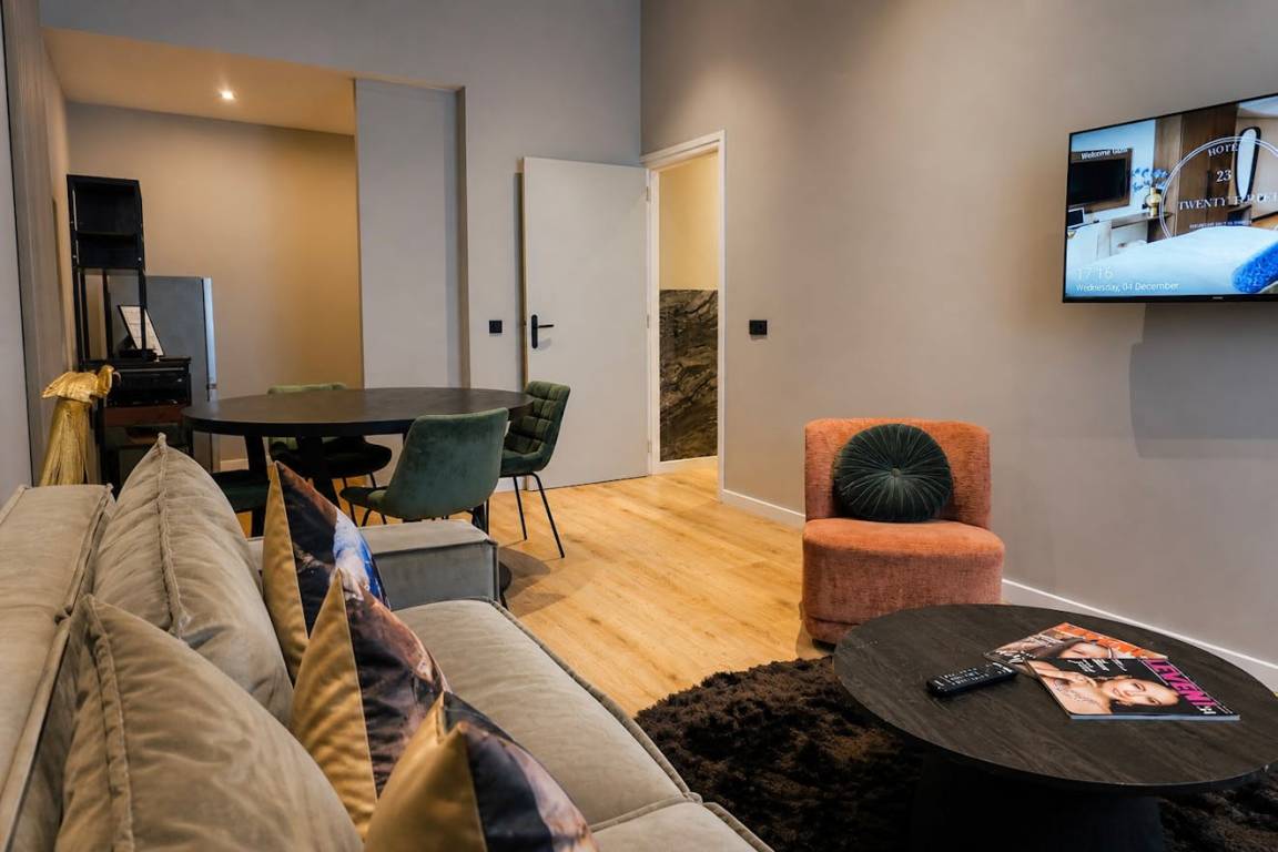 80 M² Appartement ∙ 2 Slaapkamers ∙ 4 Gasten - Haarlem