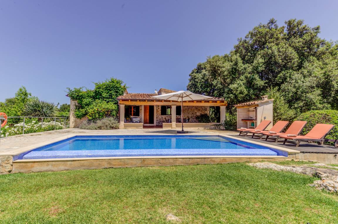 100 M² Villa ∙ 2 Schlafzimmer ∙ 4 Gäste - Pollença