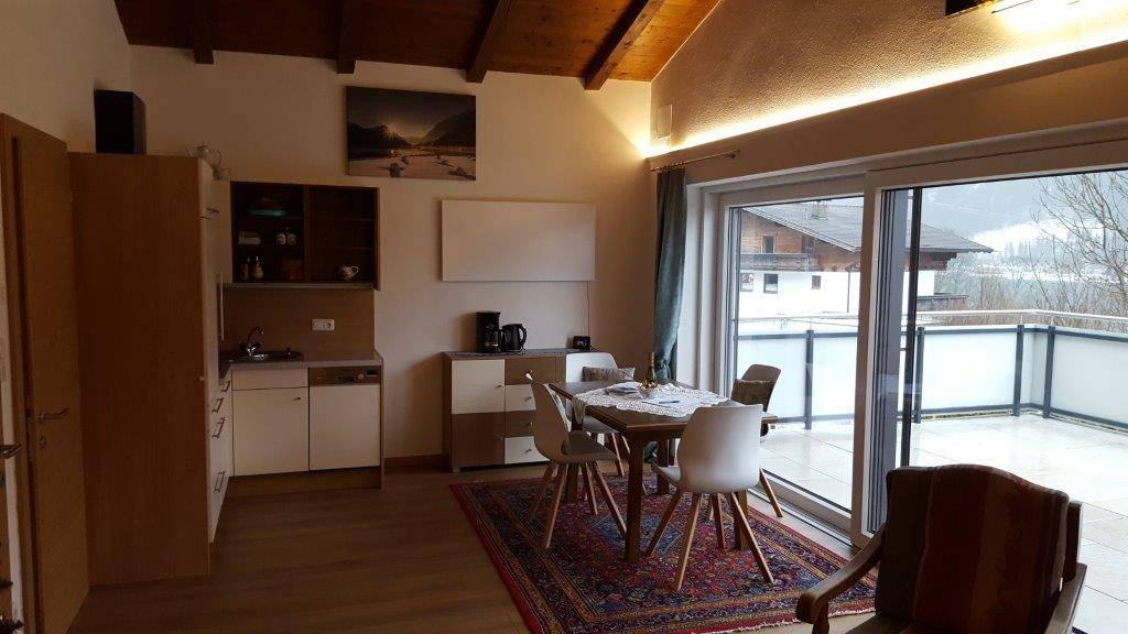 56 M² Ferienwohnung ∙ 1 Schlafzimmer ∙ 3 Gäste - Schwaz