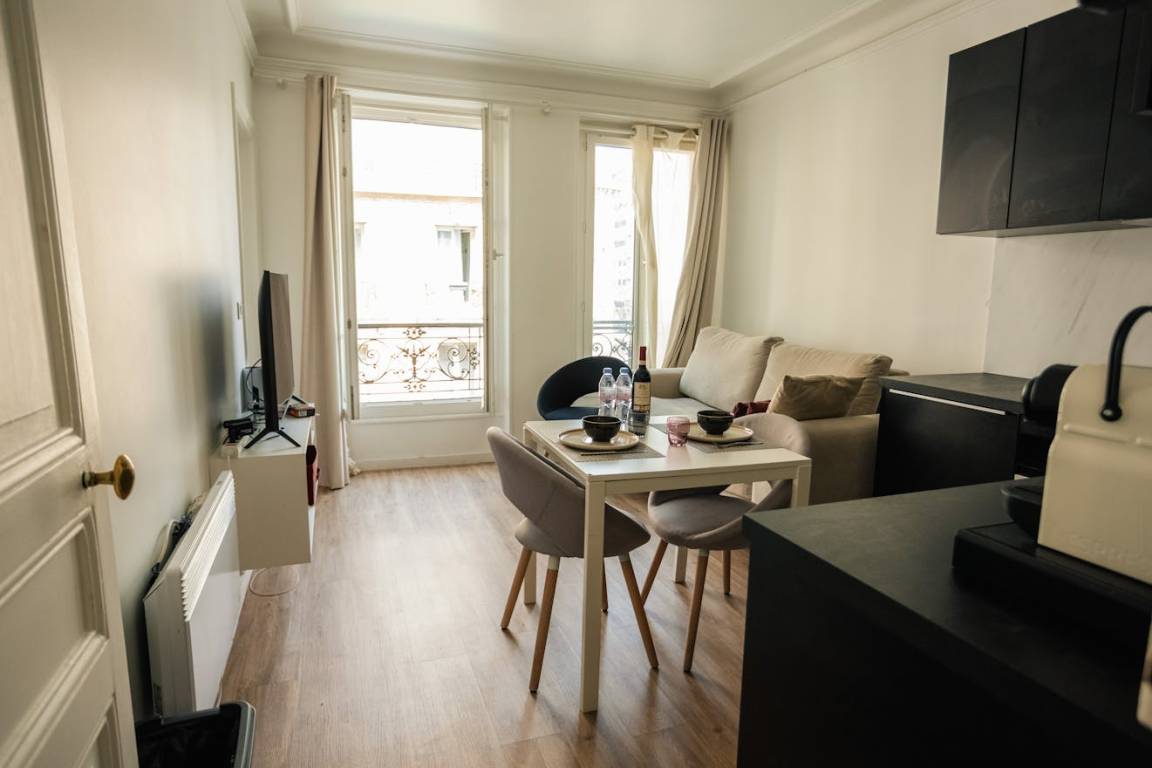 33 M² Appartement ∙ 1 Slaapkamer ∙ 3 Gasten - Romainville