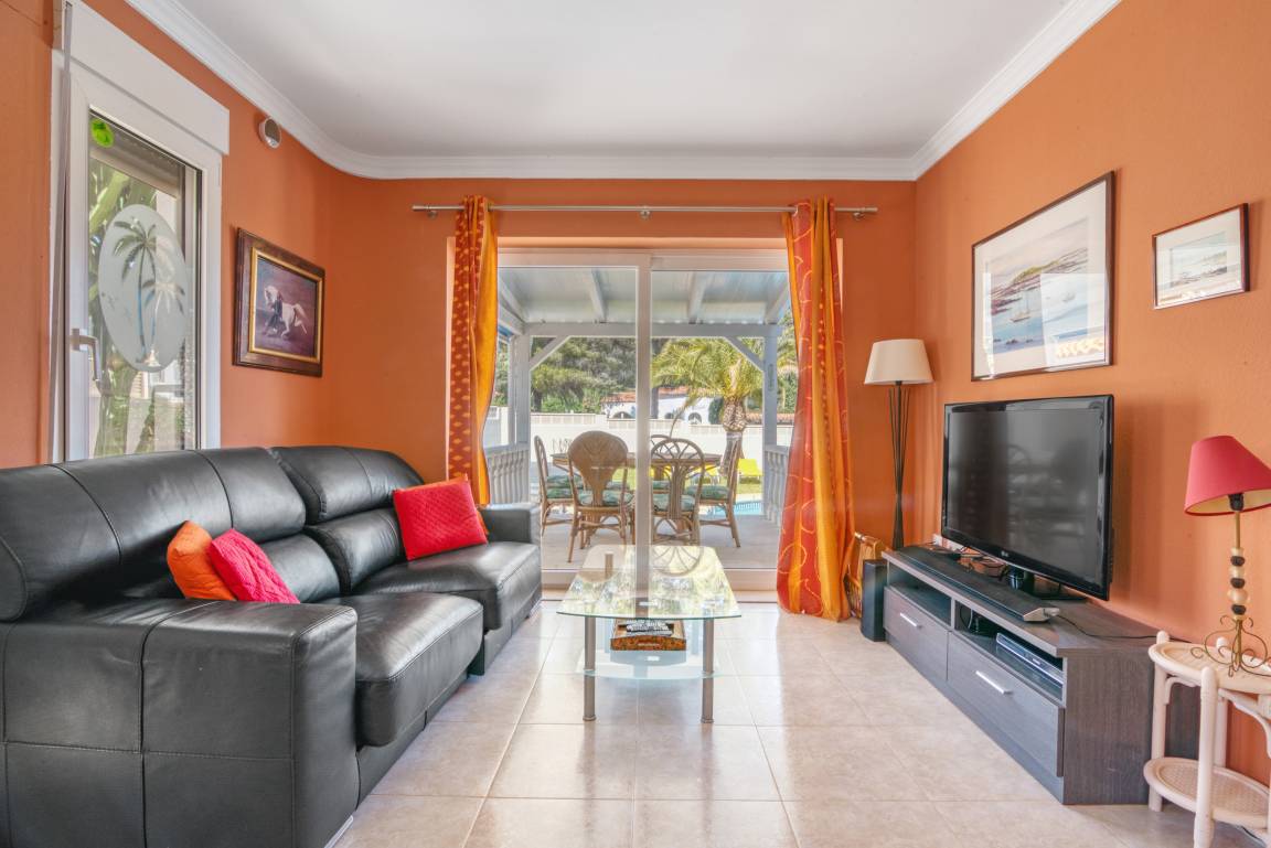 120 M² Villa ∙ 3 Chambres ∙ 6 Personnes - Dénia