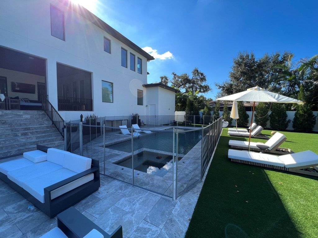 520 M² House ∙ 5 Bedrooms ∙ 16 Guests - Tampa, FL