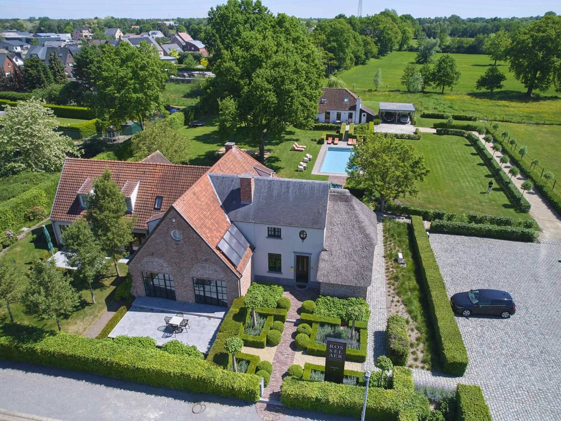 670 M² Villa ∙ 9 Schlafzimmer ∙ 25 Gäste - Dessel