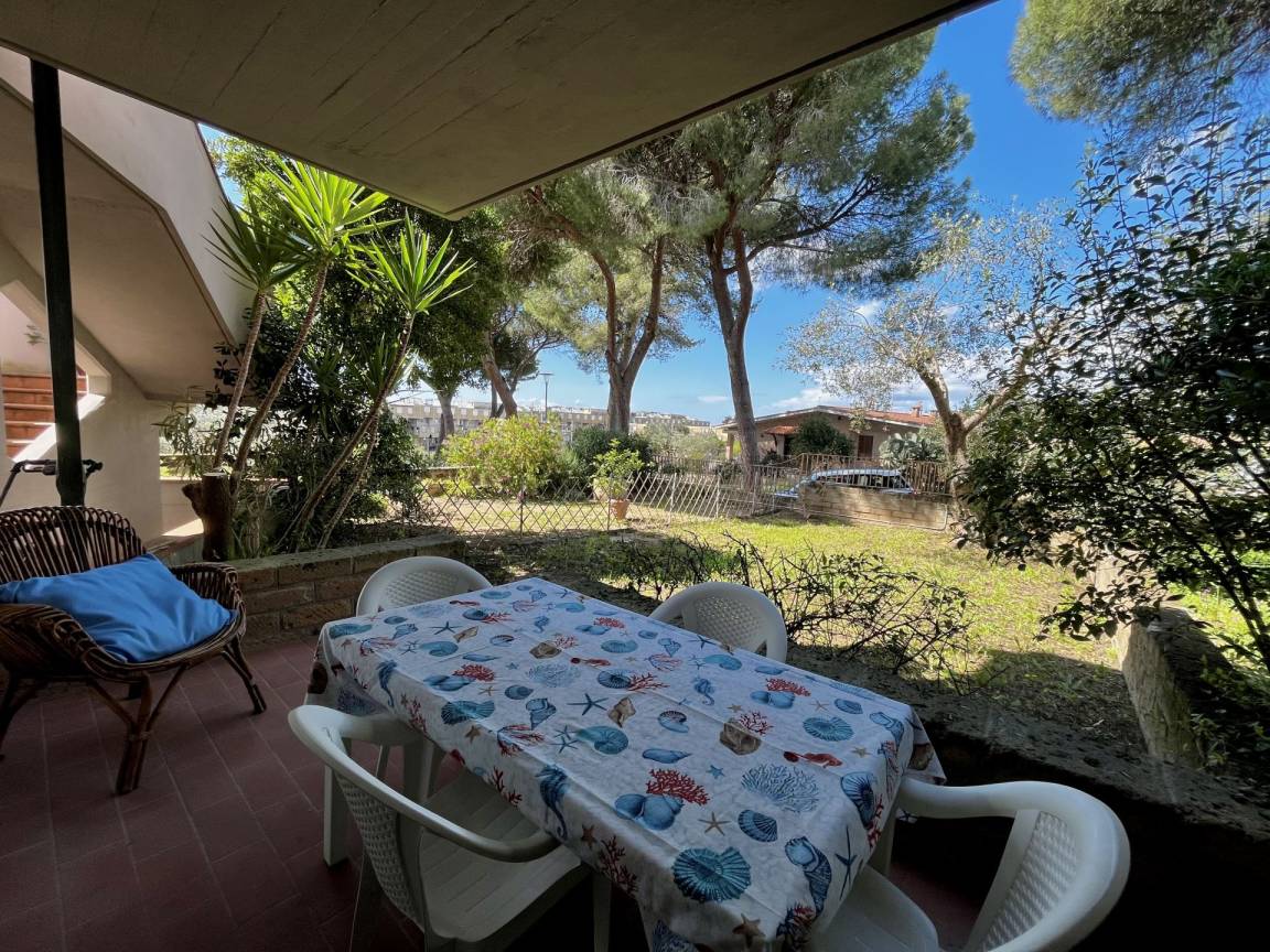 110 M² Apartment ∙ 3 Bedrooms ∙ 8 Guests - Follonica