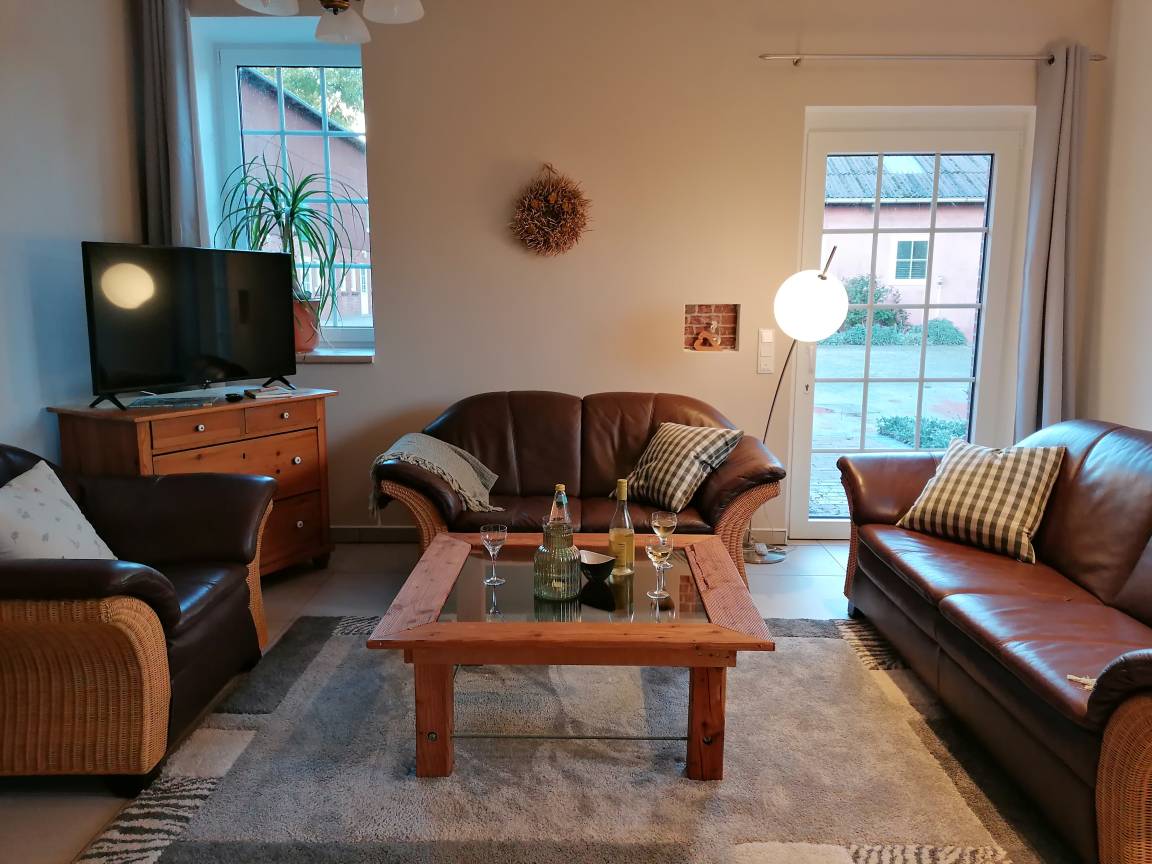 90 M² Ferienwohnung ∙ 1 Schlafzimmer ∙ 2 Gäste - Otterndorf