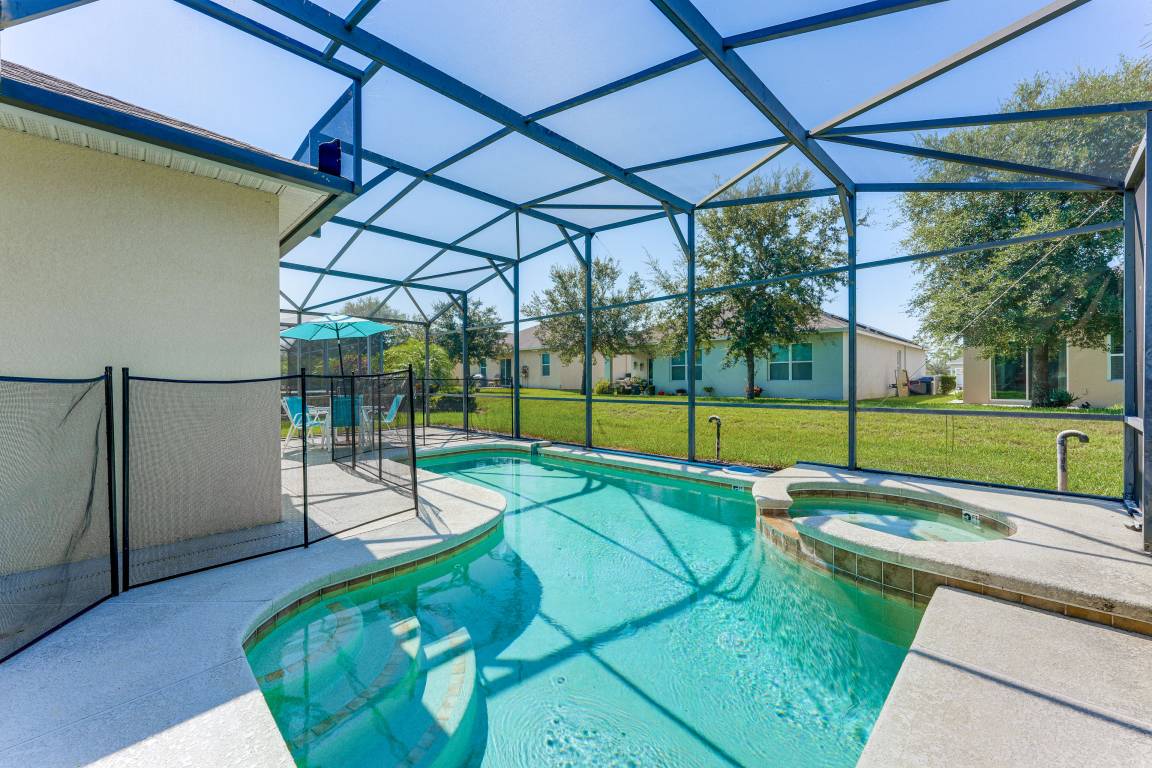 153 M² House ∙ 4 Bedrooms ∙ 10 Guests - Davenport, FL