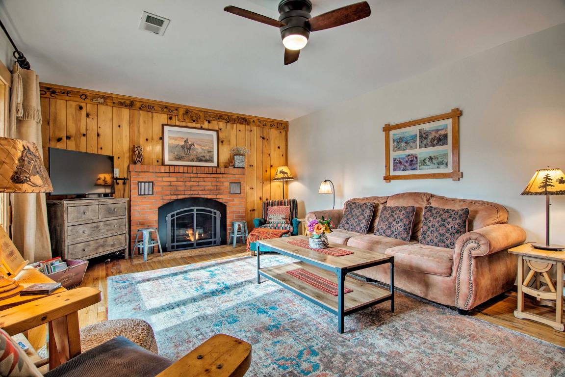 83 M² House ∙ 3 Bedrooms ∙ 6 Guests - Fun City, Estes Park