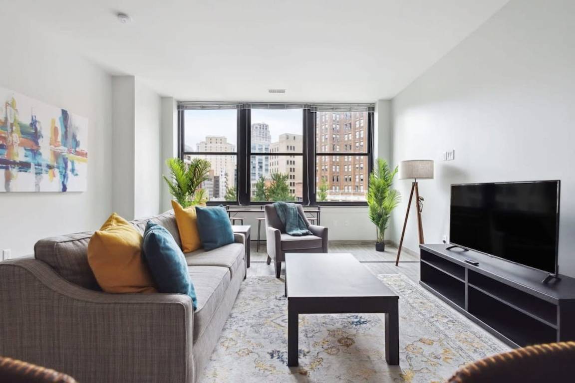 117 M² Apartment ∙ 2 Bedrooms ∙ 6 Guests - Windsor